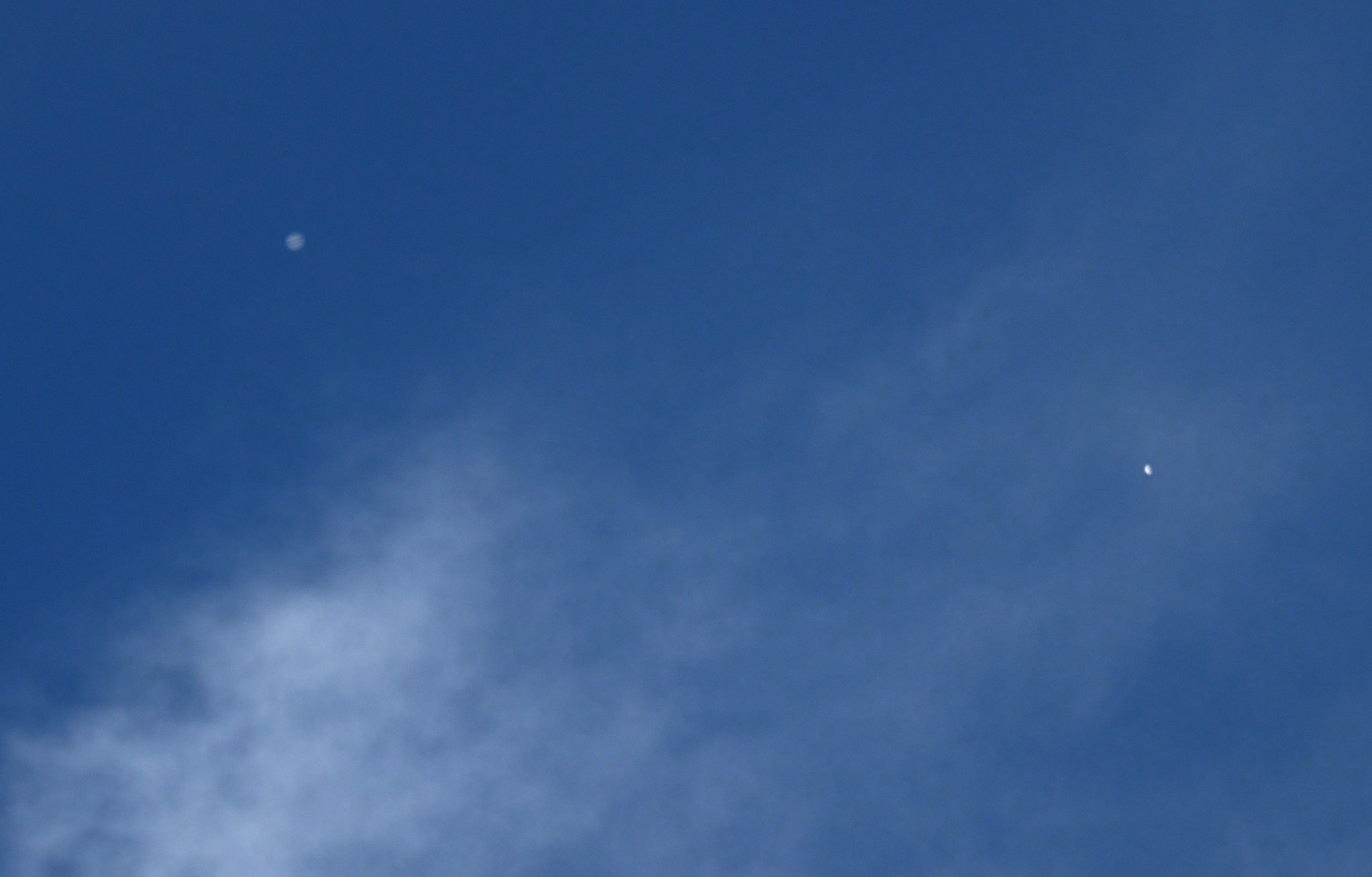 Daylight Astronomy – HDR astrophotography by Nicolas Lefaudeux